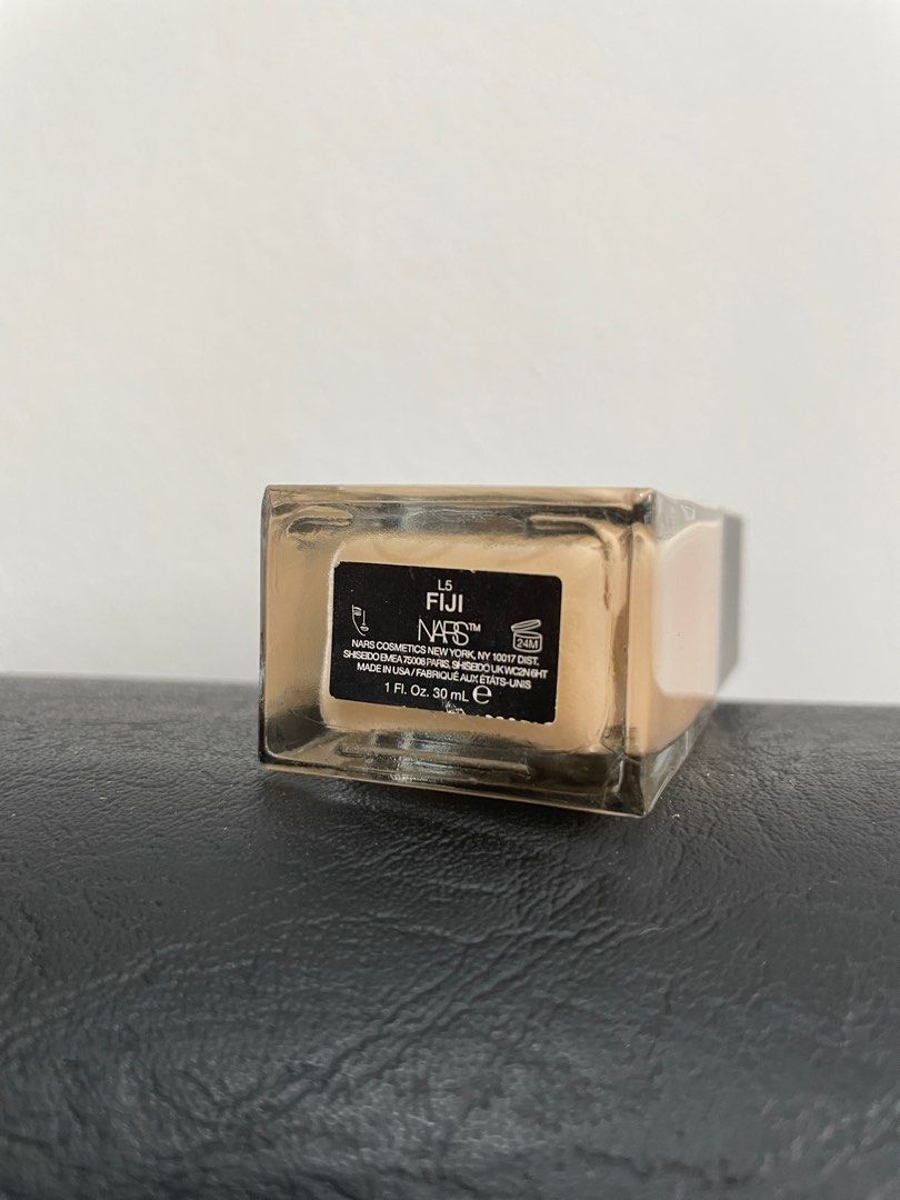 NARS Light Reflecting Liquid Foundation - Fiji Light 5, Beauty ...