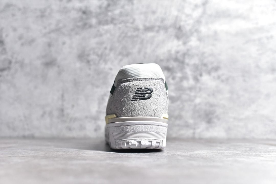 NEW BALANCE white green shoes, Women's Fashion, Footwear, Sneakers on ...