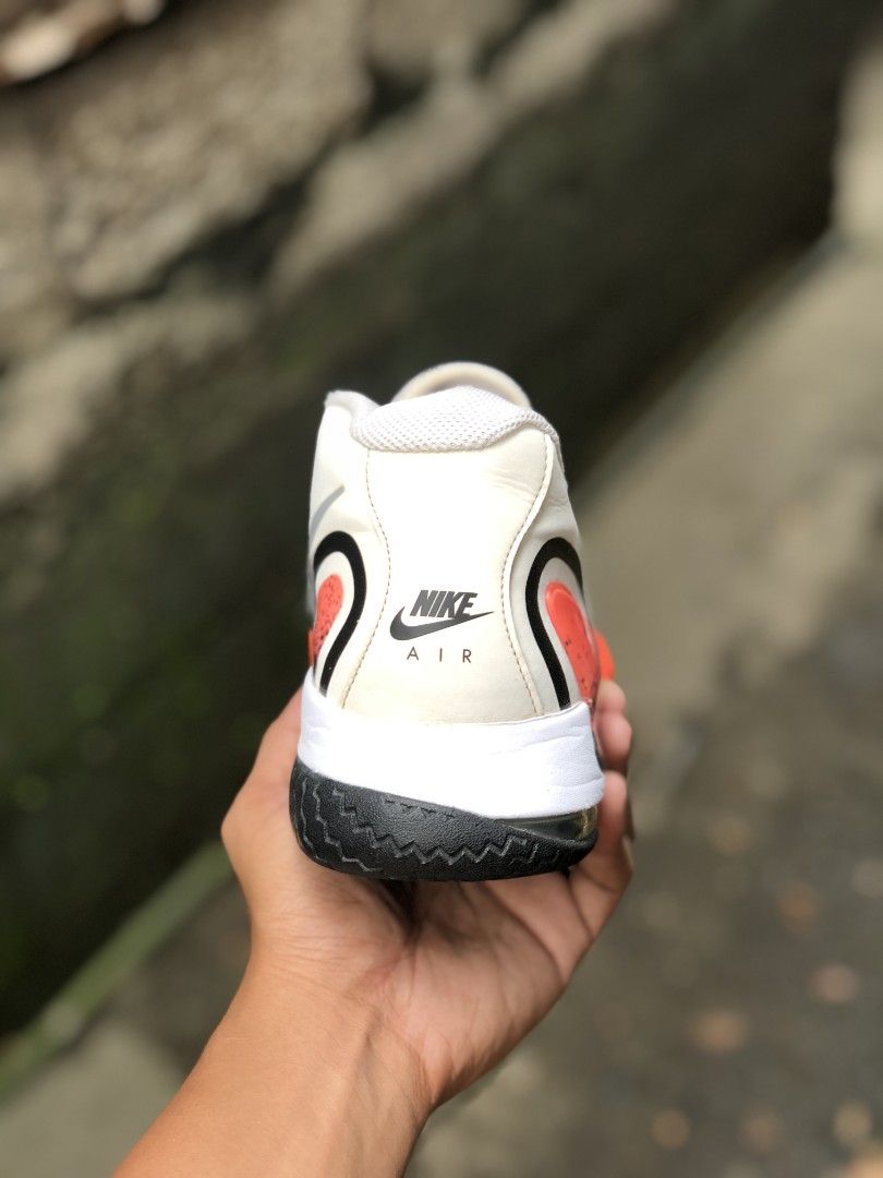 Nike Court Tech Challenge 20, Men's Fashion, Footwear, Sneakers on ...