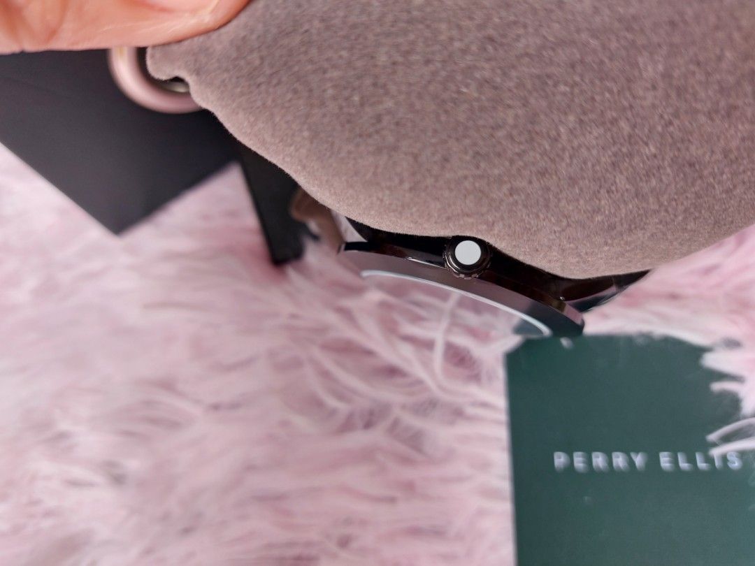 Perry Ellis Carbon black Men's Wrist Watch 03009-02, Men's Fashion ...