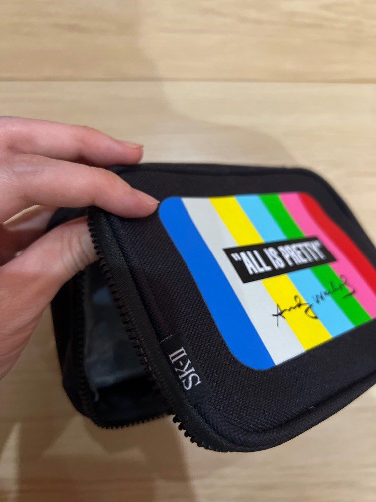 Pouch SKII x Andy Warhol, Antik, Pajangan di Carousell