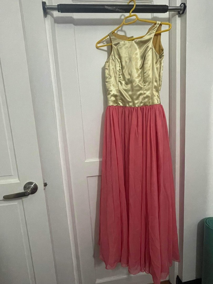 Pre loved prom/ wedding dresses Size S, Women's Fashion, Dresses & Sets ...