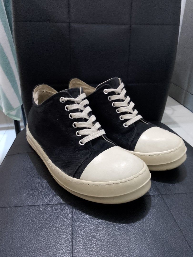 RICK OWENS RAMONES LOW, Men's Fashion, Footwear, Sneakers on Carousell