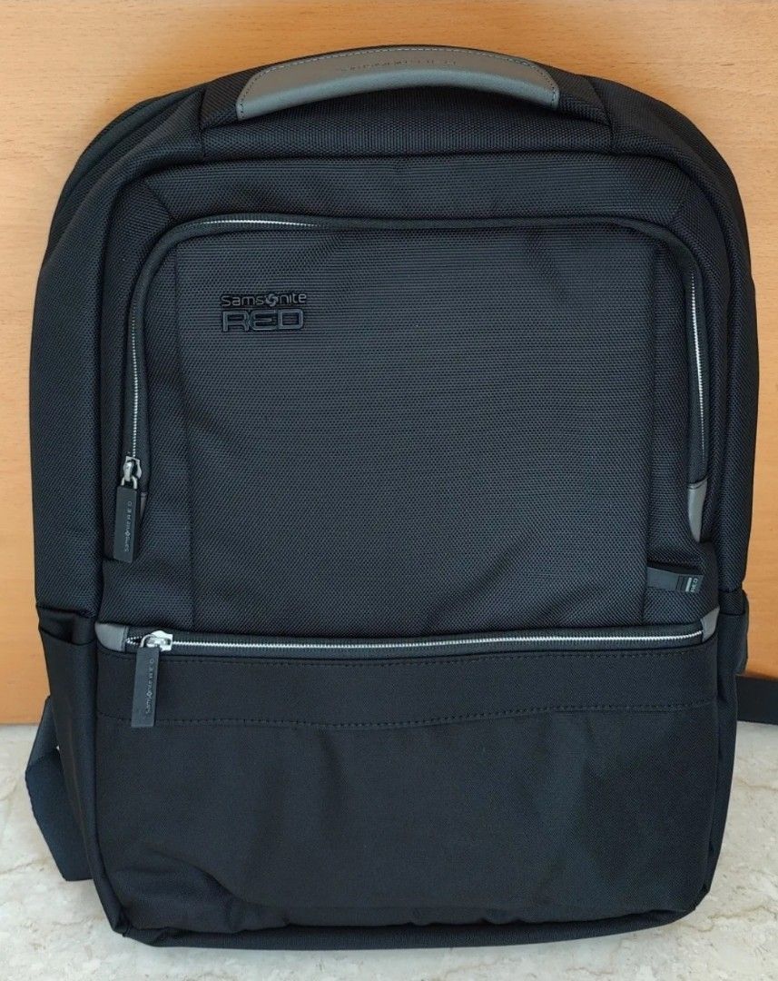 Samsonite Red backpack, Men's Fashion, Bags, Backpacks on Carousell