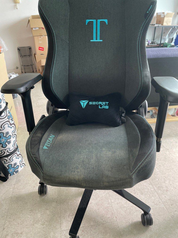 Secret Lab Gaming Chair Titan 2020, Furniture & Home Living, Furniture ...