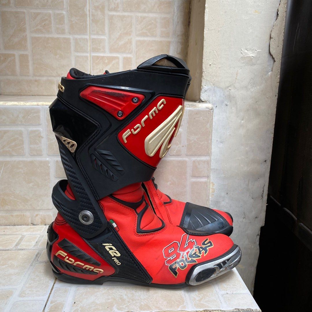 Sepatu balap Forma ice pro, Olah Raga, Baju Olahraga di Carousell