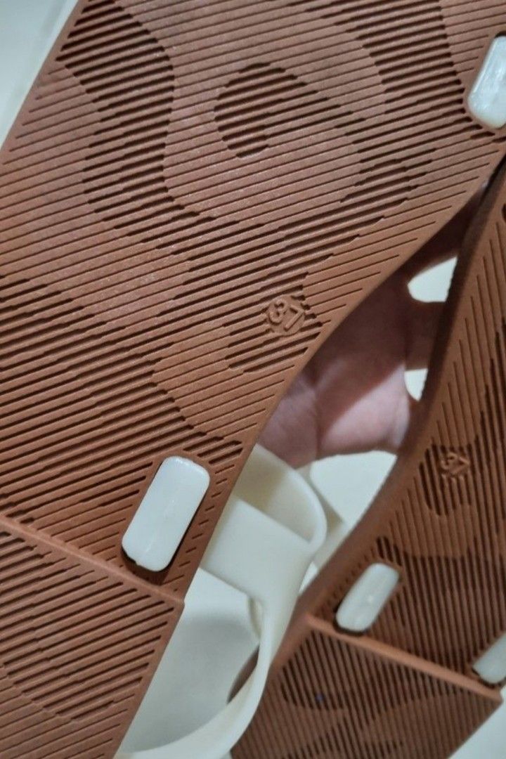Sepatu Sandal crabus/2417, Fesyen Wanita, Sepatu di Carousell