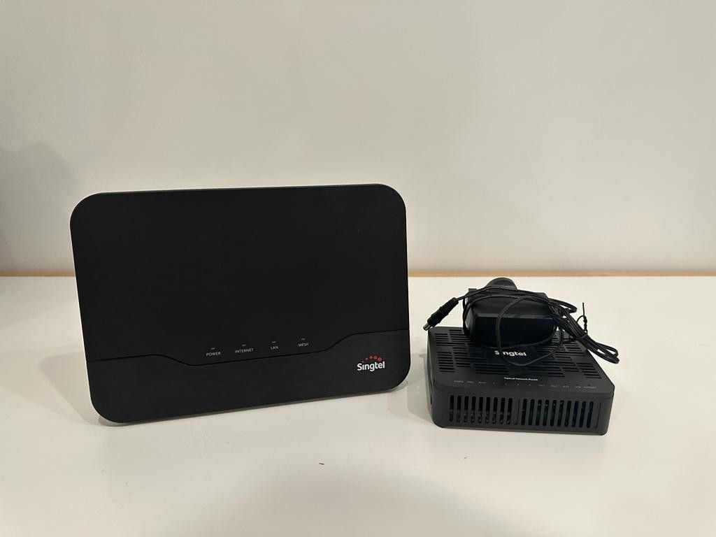 Singtel mesh router and optical network router, Computers & Tech, Parts ...