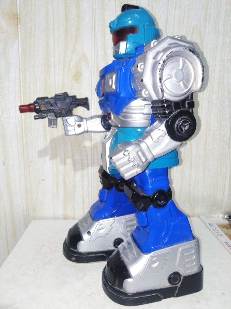 Super X Robot (ROBOCOP FIGURE), Hobbies & Toys, Toys & Games on Carousell