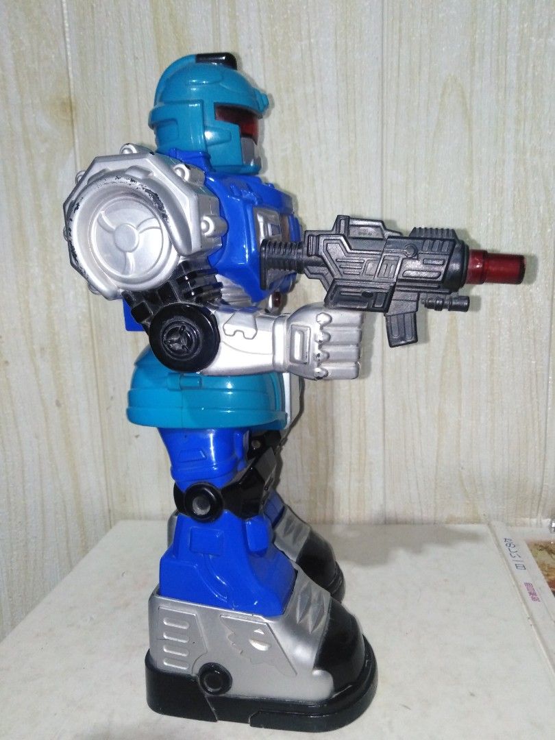 Super X Robot (ROBOCOP FIGURE), Hobbies & Toys, Toys & Games on Carousell