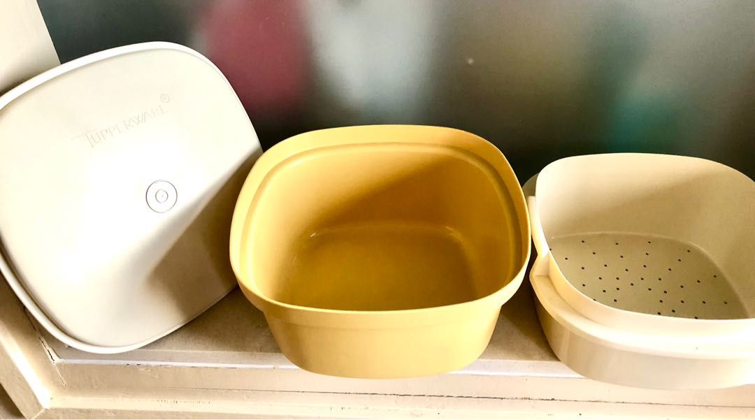 Tupperware Sieve Box, Furniture & Home Living, Kitchenware & Tableware ...