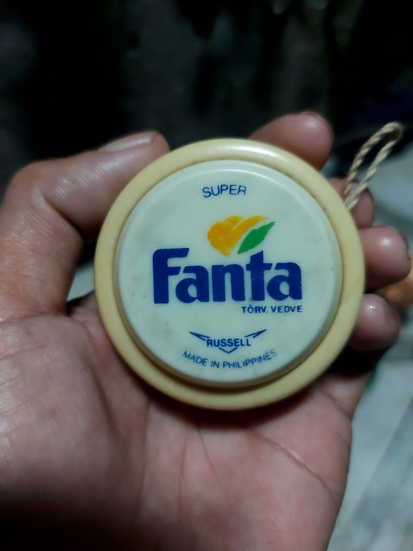 Vintage yoyo Fanta, Hobbies & Toys, Memorabilia & Collectibles, Vintage ...