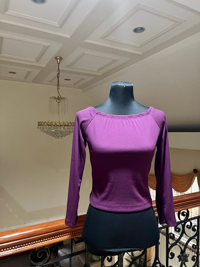 Violet purple stretch top, can be off shoulder, Women's Fashion, Tops ...