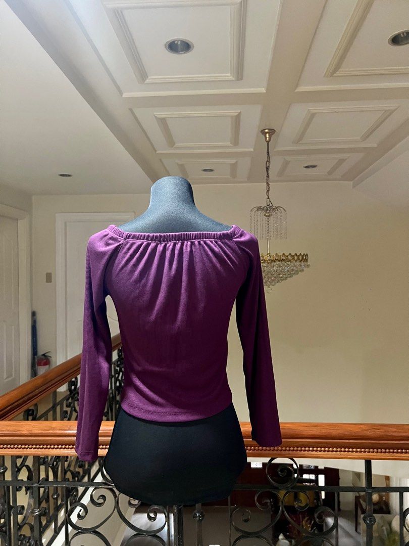 Violet purple stretch top, can be off shoulder, Women's Fashion, Tops ...
