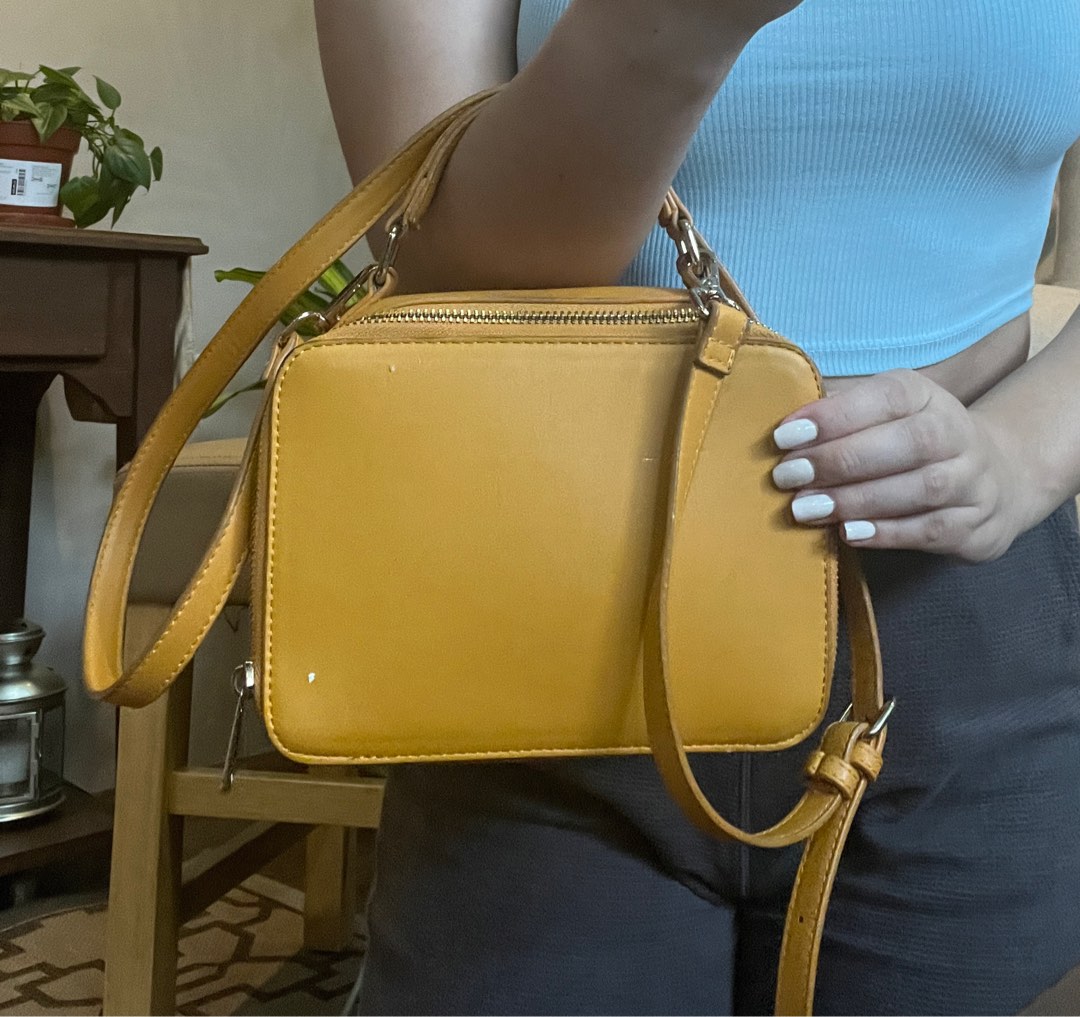 Yellow Box-Type Bag from F21, Women's Fashion, Bags & Wallets, Purses ...