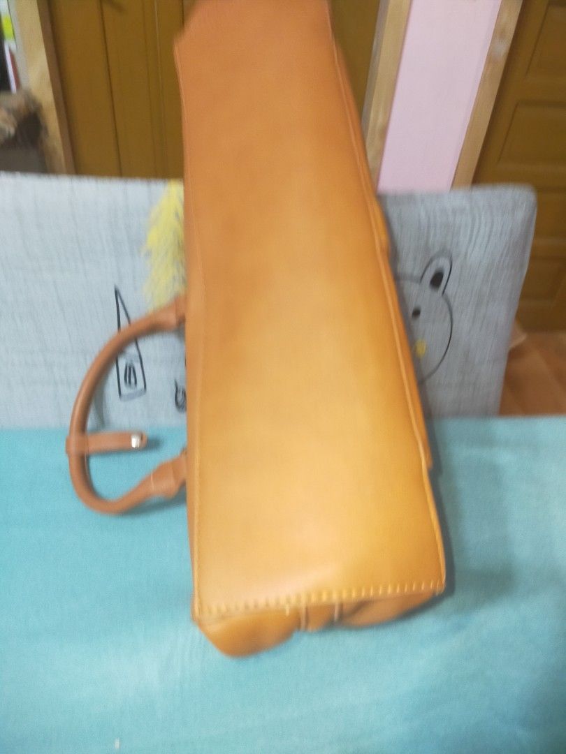 Zara Basic Collection Laptop Bag, Women's Fashion, Bags & Wallets, Tote ...