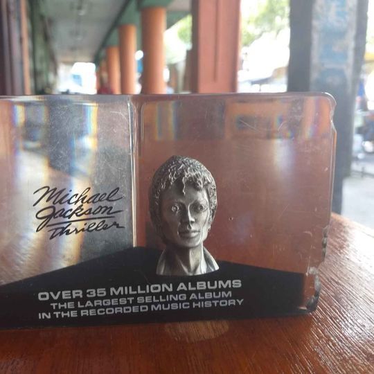 1984 MICHAEL JACKSON PAPERWEIGHT, Hobbies & Toys, Music & Media, Music ...