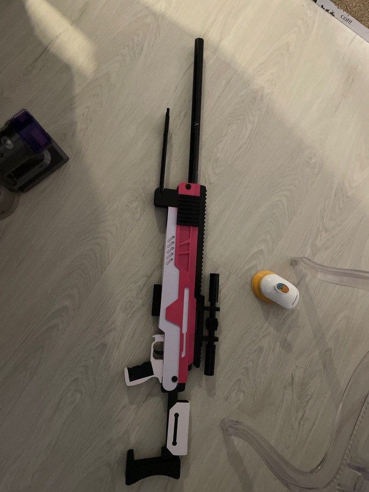 Alice cosplay gun, Hobbies & Toys, Toys & Games on Carousell
