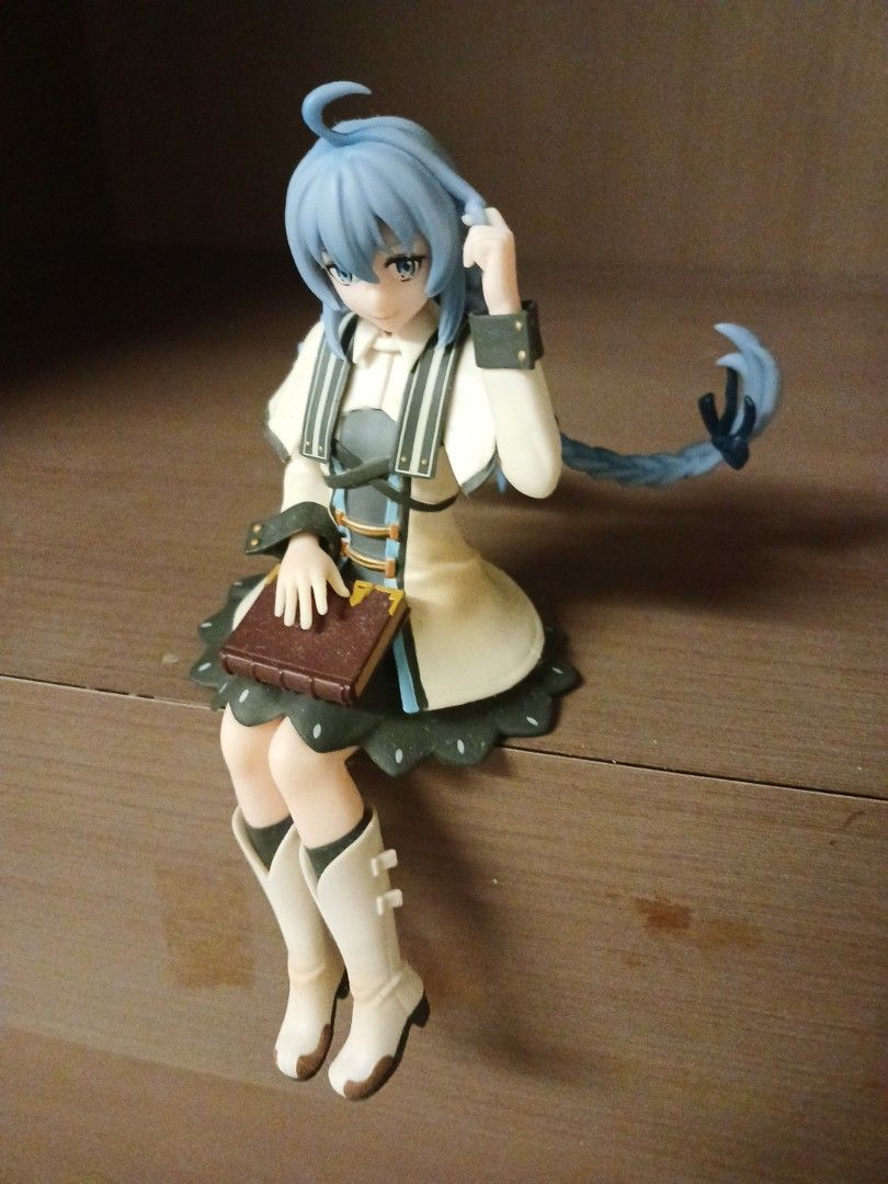 Anime figures (miku nakano, sumi sakurasawa, Denji CSM, Roxy migurdia ...