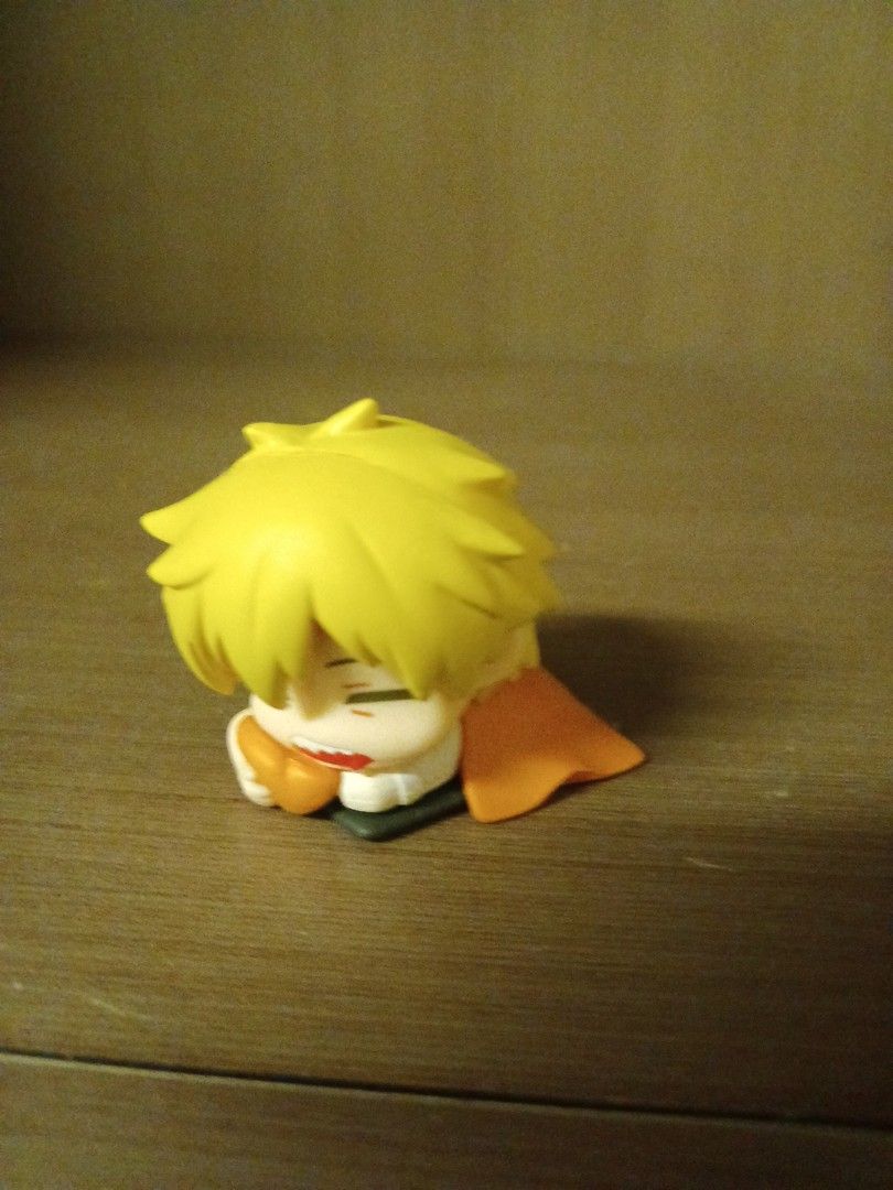 Anime figures (miku nakano, sumi sakurasawa, Denji CSM, Roxy migurdia ...