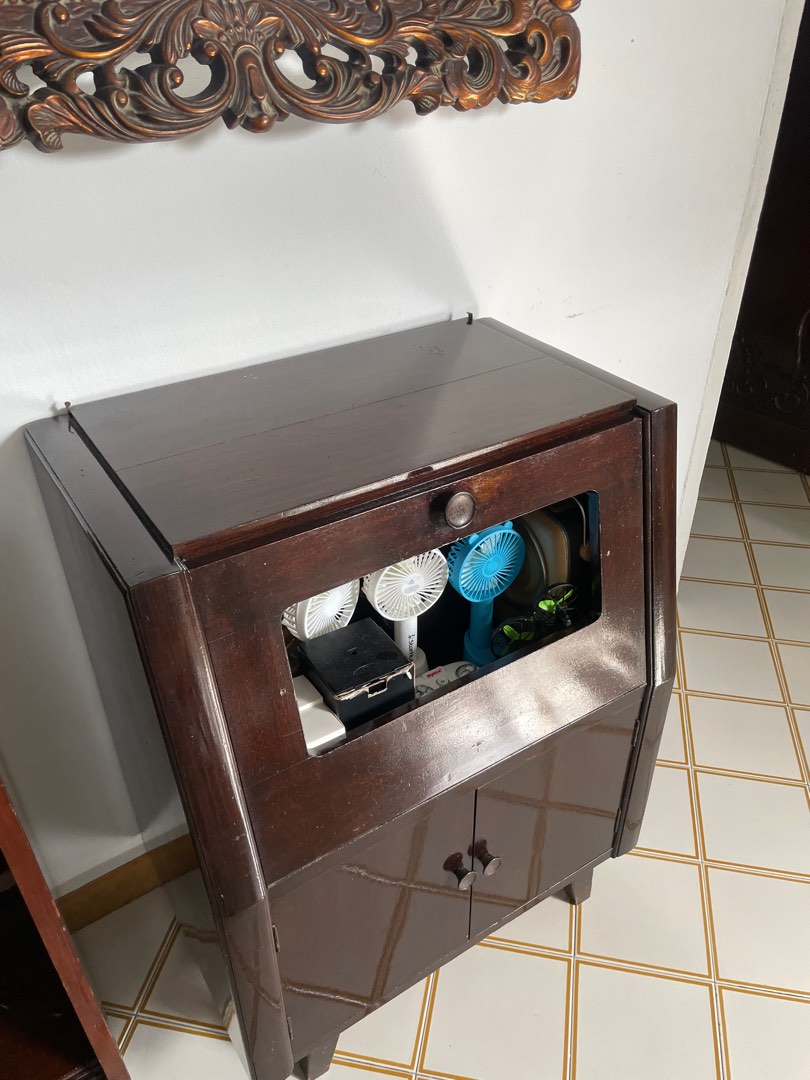 Antique radio Teak Cabinet, Hobbies & Toys, Memorabilia & Collectibles ...