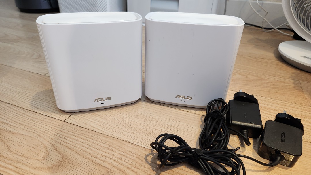 asus mesh router(1對)， CT8, AC3000,, 電腦＆科技, 電腦周邊及配件, Wifi及上網相關產品 - Carousell