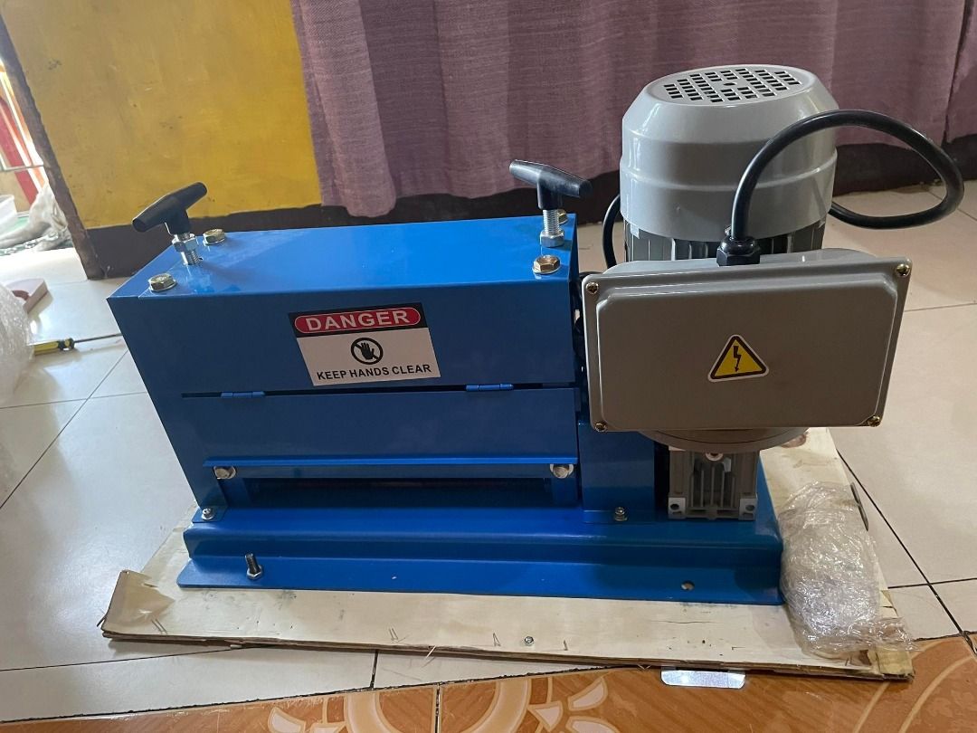 Automatic Scrap Cable Stripper Machine Wire Cutting Stripping, Hobbies & Toys, Stationary ...