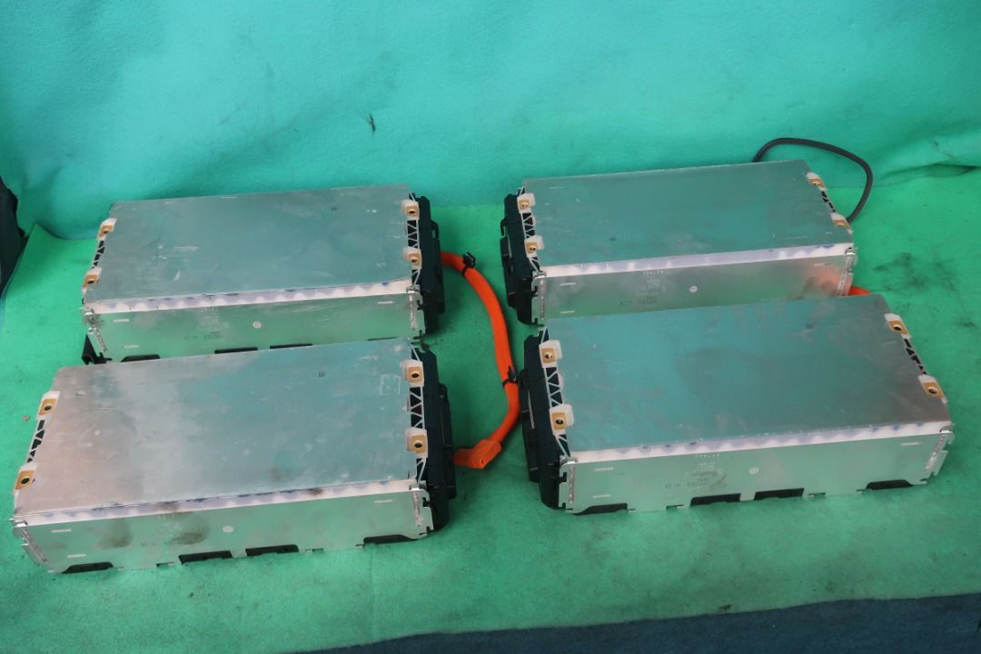 BMW F30 Hybrid battery, Auto Accessories on Carousell