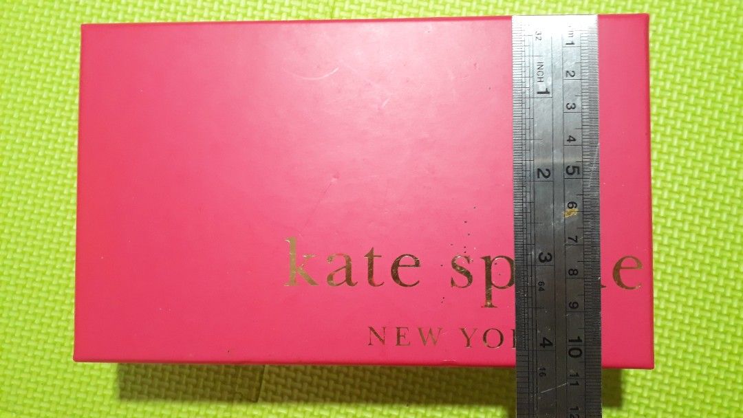 Box kate spade, Desain & Kerajinan Tangan, Lainnya di Carousell