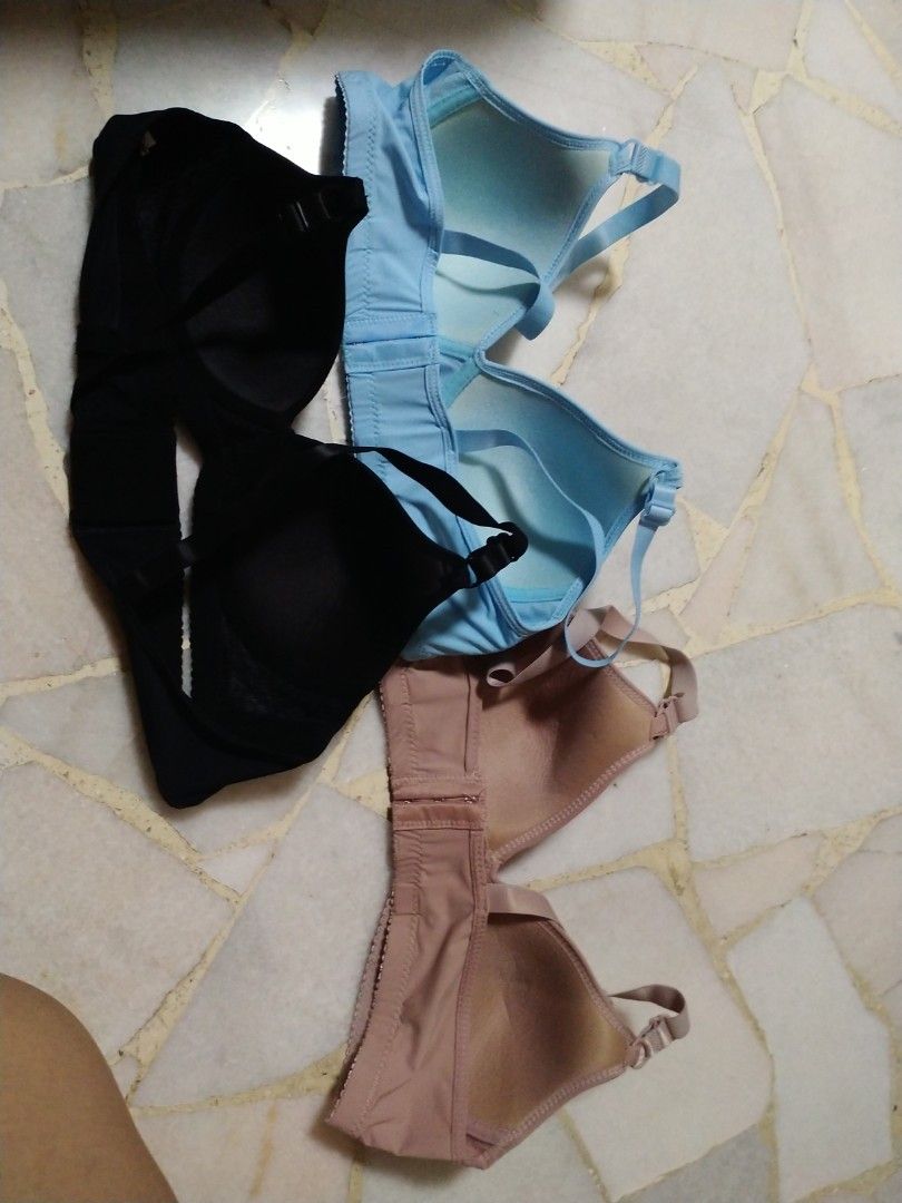 Bras 42/95B, Women's Fashion, New Undergarments & Loungewear on Carousell