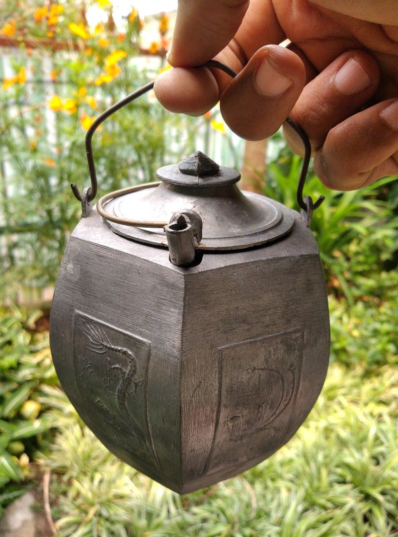 Ceret oriental, bahan full timah, Antik, Pajangan di Carousell