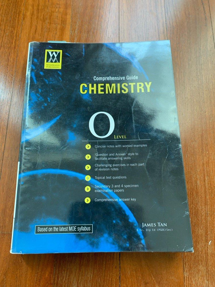 Comprehensive chemistry guide, Hobbies & Toys, Books & Magazines, Textbooks on Carousell