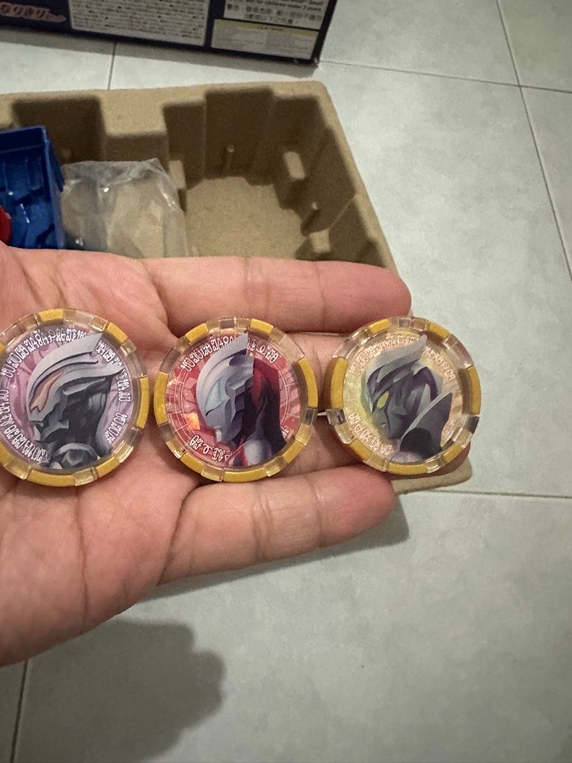 Dx Ultraman Z Ultra Z riser& medal set, Hobbies & Toys, Toys & Games on ...