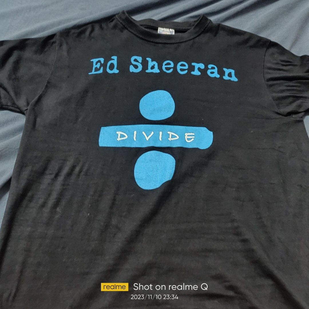 Ed Sheeran Divide tour tee, Men's Fashion, Activewear on Carousell