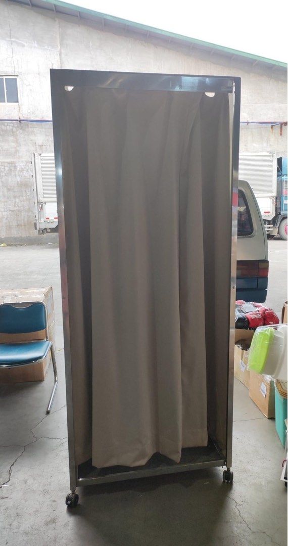 FITTING ROOM CUBICLE - FOLDABLE, Furniture & Home Living, Furniture ...