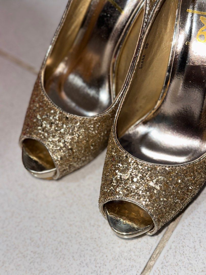 Gold peep toe 5 inches heels from SoFab, Women's Fashion, Footwear ...