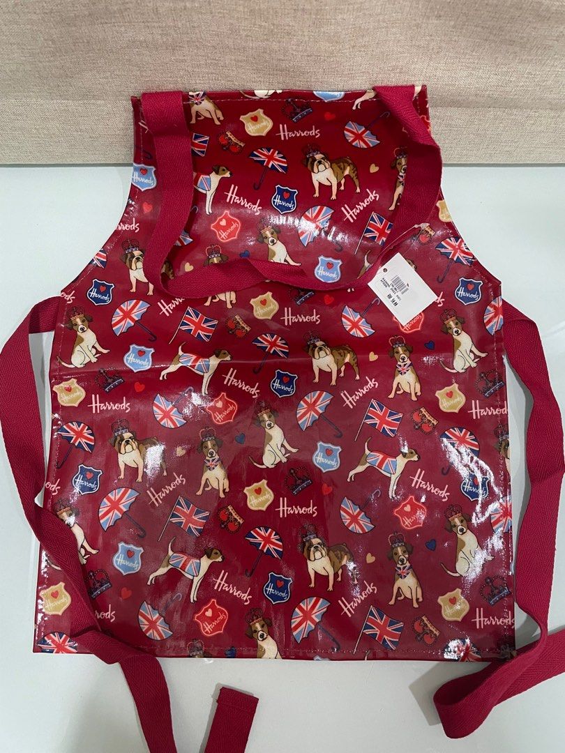 Harrods kids apron, Babies & Kids, Babies & Kids Fashion on Carousell