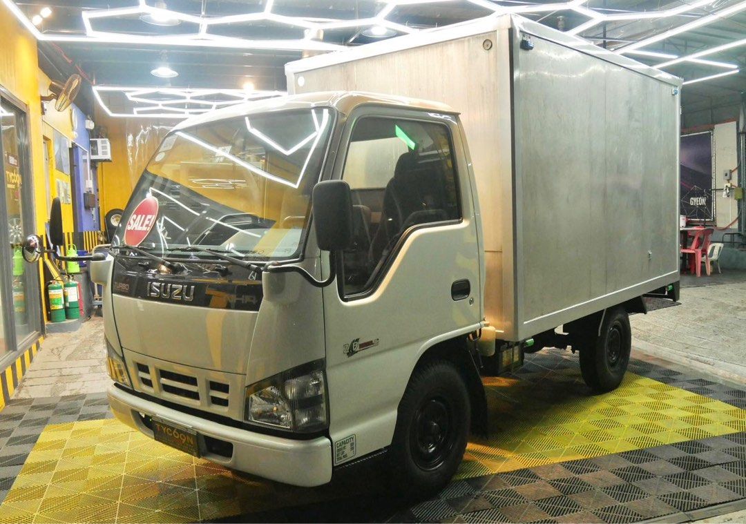 Isuzu NHR Aluminum Van Manual, Cars for Sale, Used Cars on Carousell