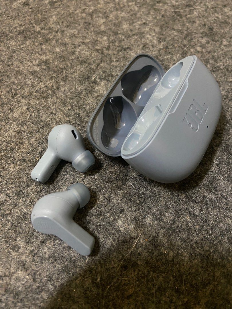 Jbl Wave Tws Audio Earphones On Carousell