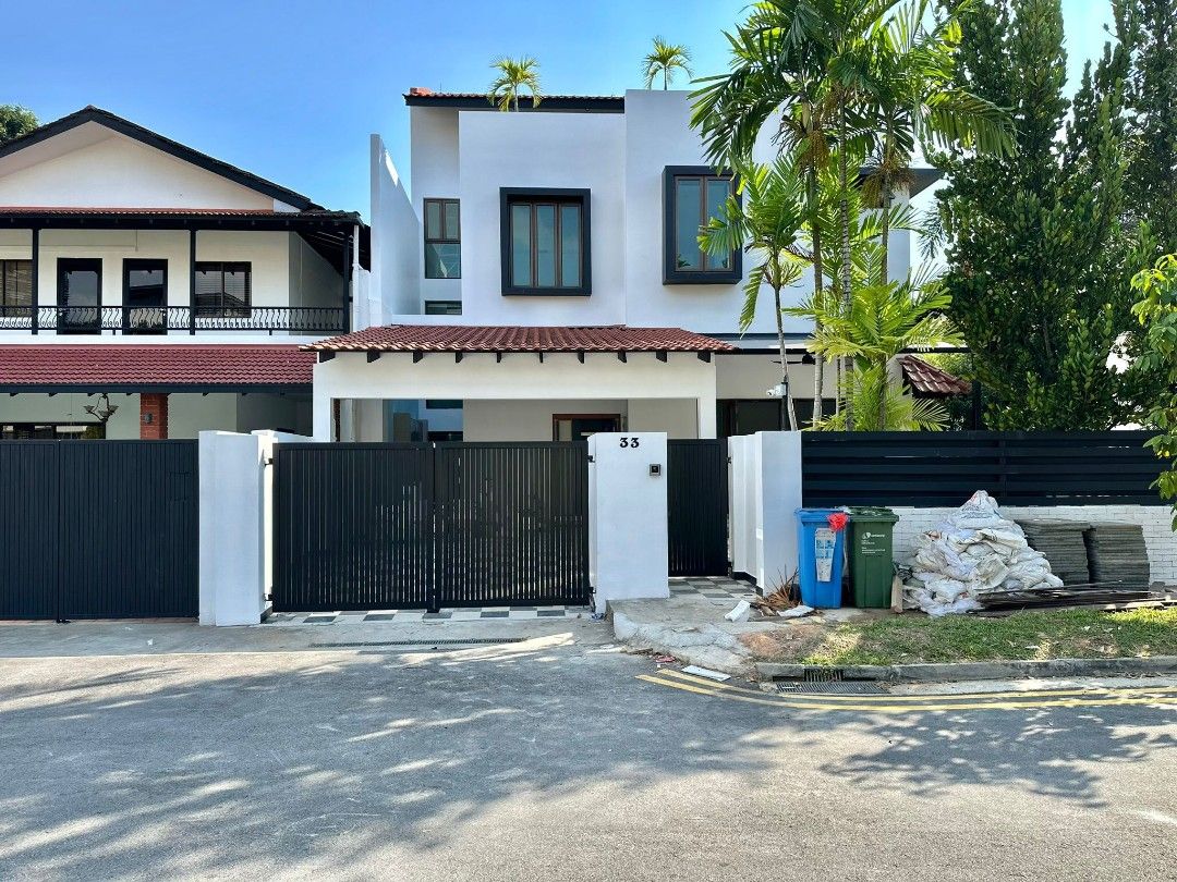 Landed Gate, Furniture & Home Living, Security & Locks, Locks, Doors ...