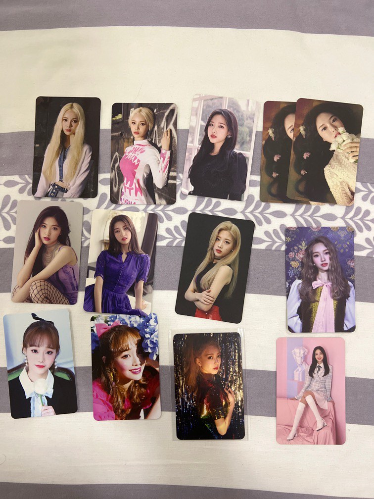 Loona photocard, Hobbies & Toys, Memorabilia & Collectibles, K-Wave on ...