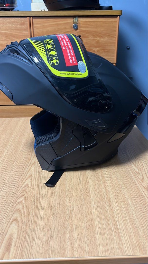 Matte Black Modular Pista Tail Lip motorcycle helmet, Motorcycles ...