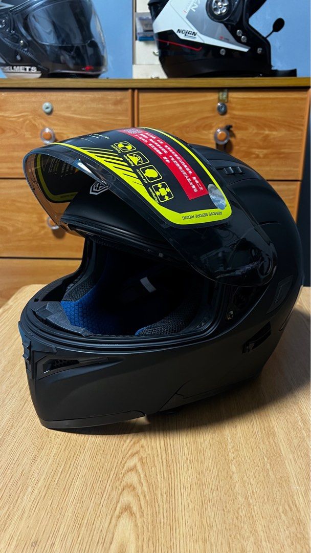 Matte Black Modular Pista Tail Lip motorcycle helmet, Motorcycles ...