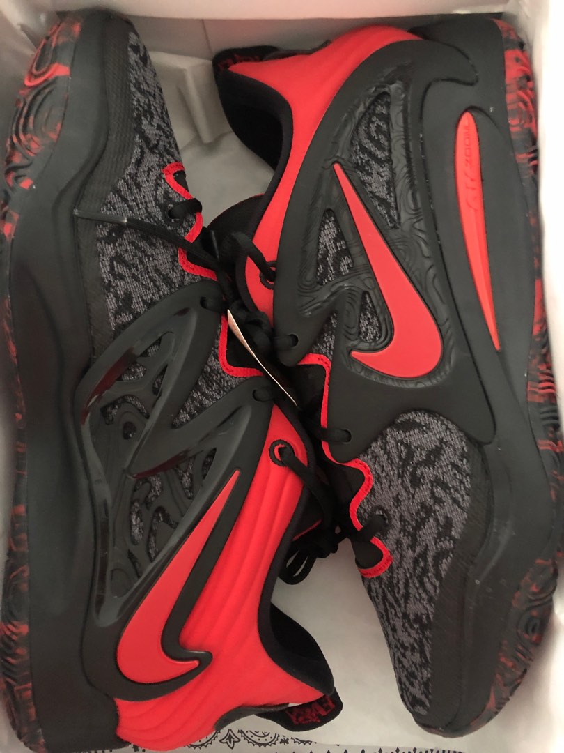 kd 15 black red