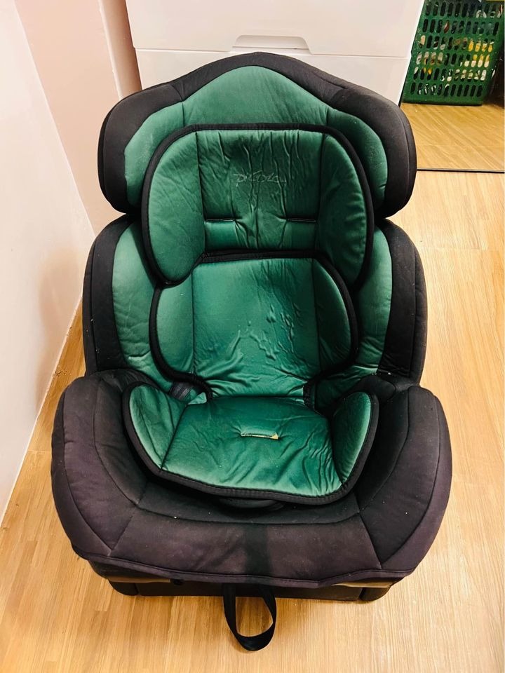 Piccolo Car Seat, Babies & Kids, Going Out, Car Seats on Carousell