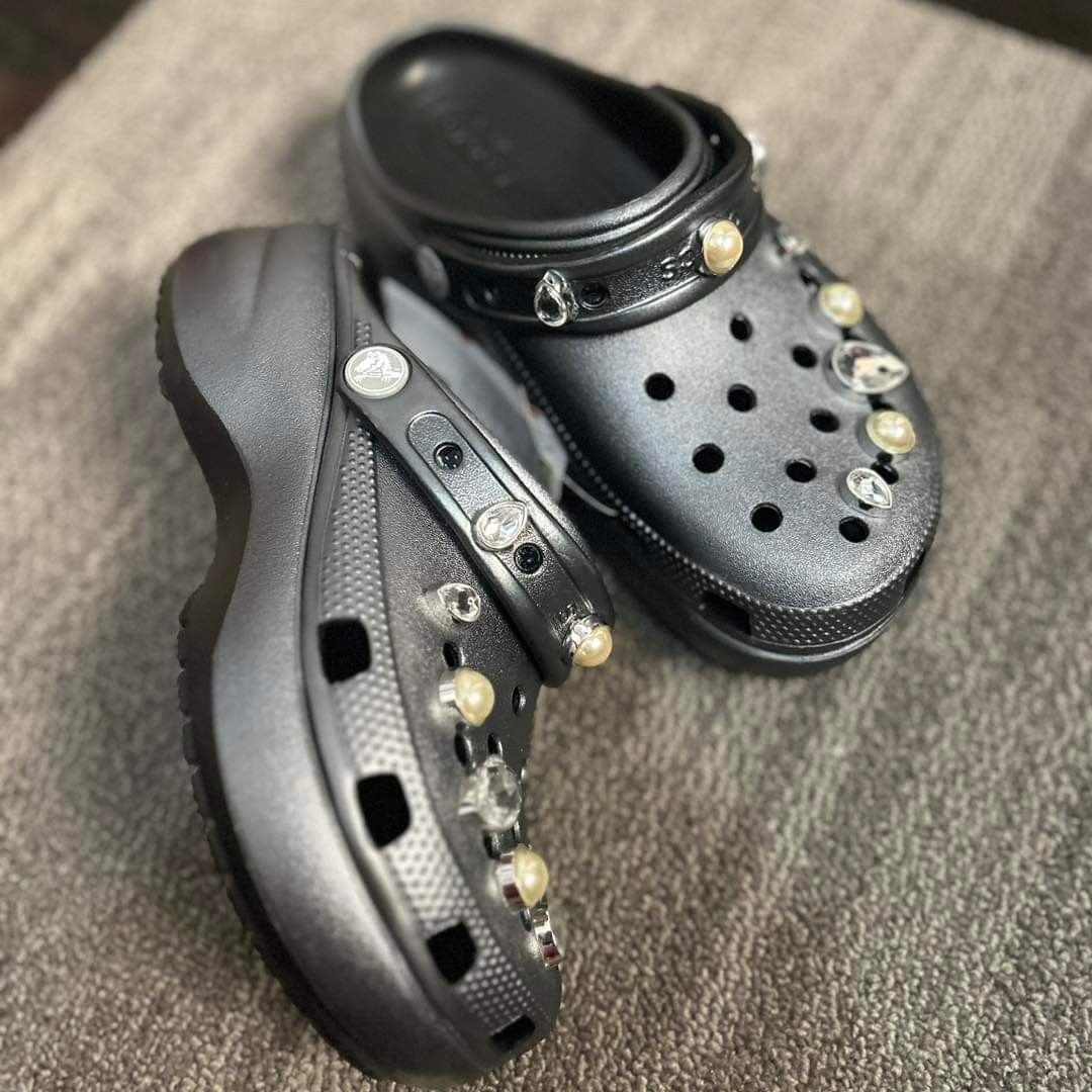 PLATFORM Crystal Pearls Clog, Women's Fashion, Footwear, Wedges on ...