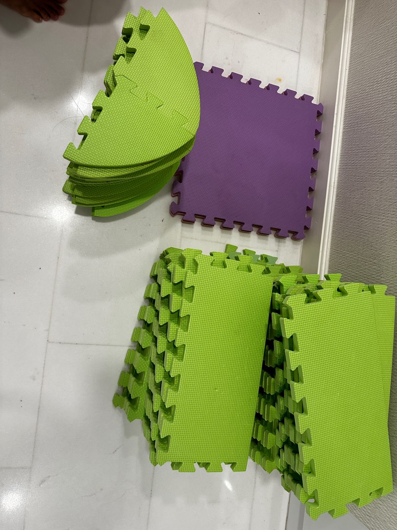 Play mat square and edges mat, Babies & Kids, Infant Playtime on Carousell