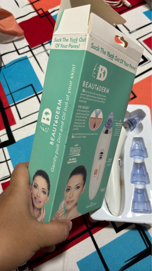 Pore cleaning device, Beauty & Personal Care, Face, Face Care on Carousell