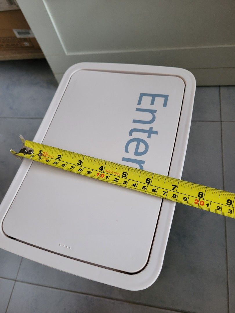 Push open waste bin, Furniture & Home Living, Cleaning & Homecare ...