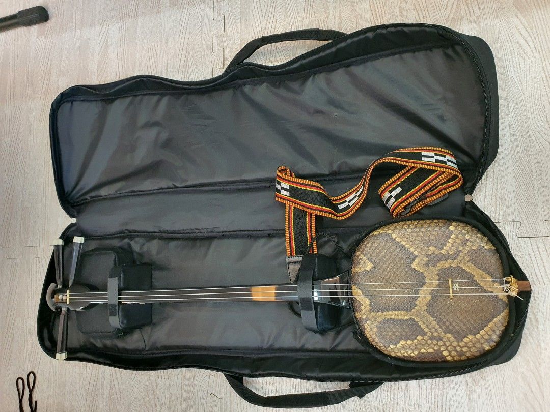 Sanshin for sale, Hobbies & Toys, Music & Media, Musical Instruments on ...